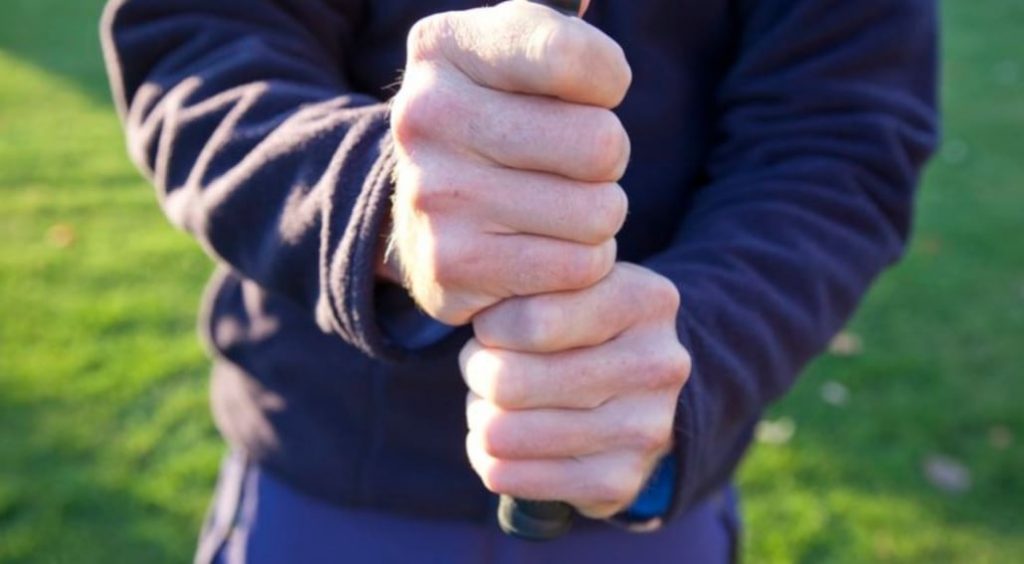How To Grip A Golf Club Correctly? With Pictures - Flawless Golf
