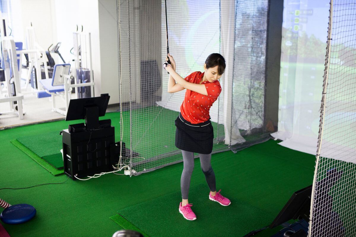 How High Should the Ceiling Be for an Indoor Golf Simulator? - Flawless ...