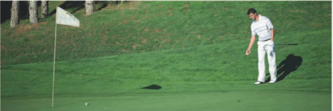 How To Chip A Golf Ball Consistently? (Beginner Guide) - Flawless Golf